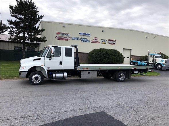 Rollback Tow Trucks For Sale - Truck 'N Trailer Magazine